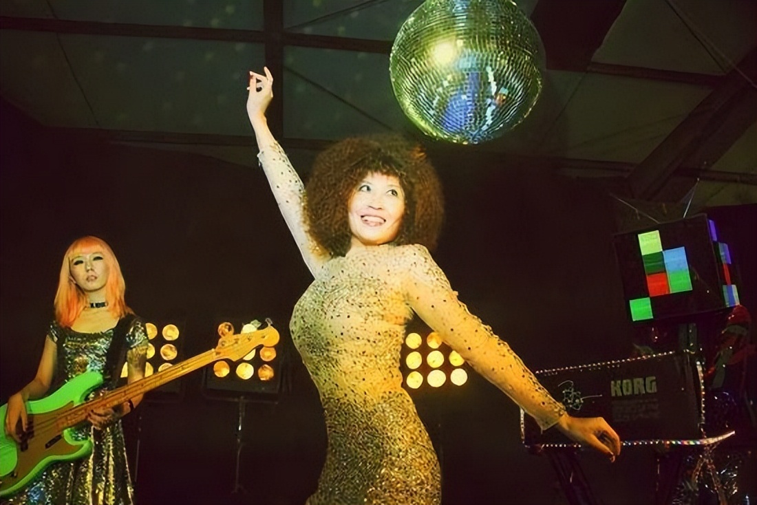 Why did the famous singer Zhang Qiang disappear in the 1980s? - iNEWS