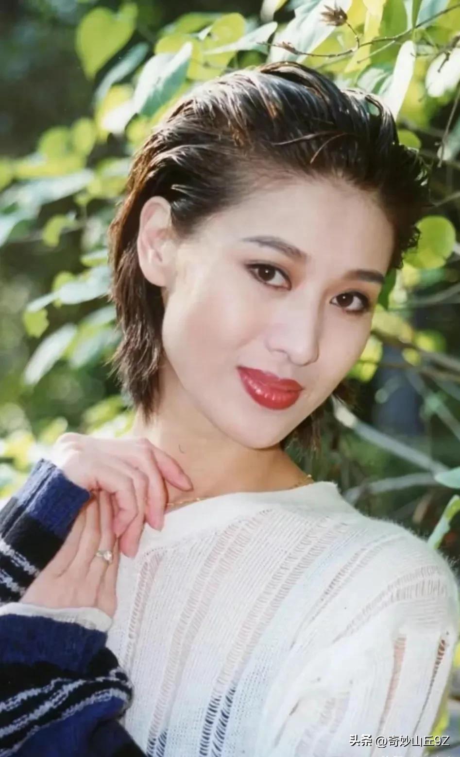 "Hu San Niang" actor Zheng Shuang, 12 pictures, which one do you like ...