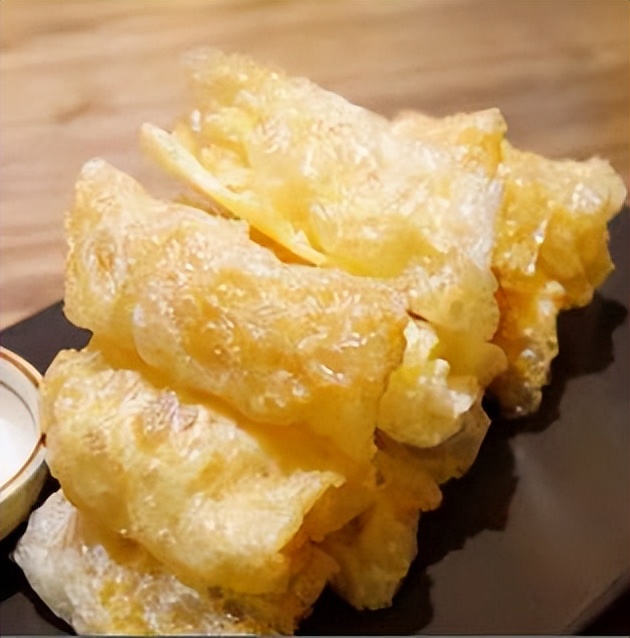 One of Dali's delicacies - milk fan - iNEWS