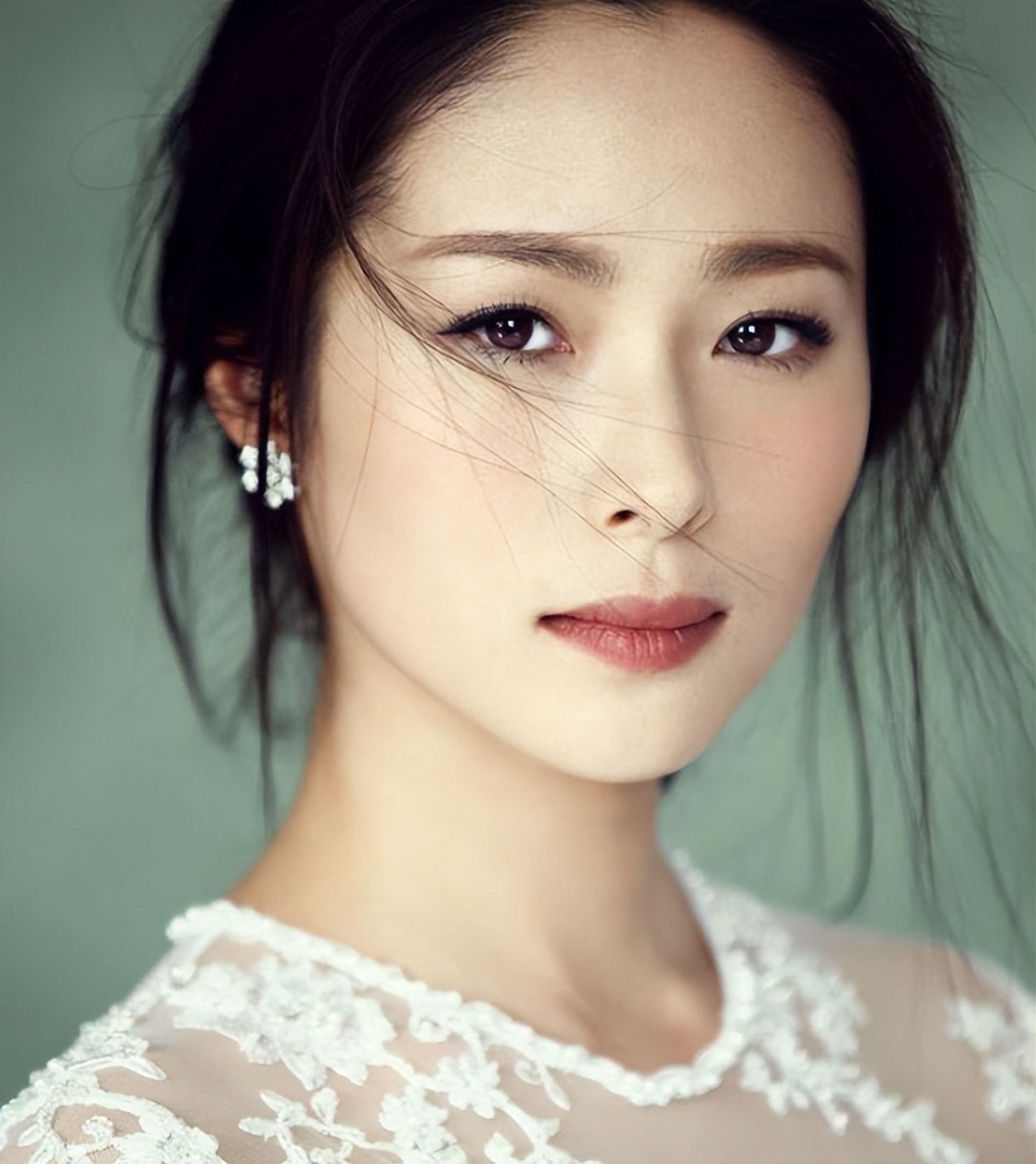 This time, Jiang Yiyan, who was making money, finally woke up - iNEWS