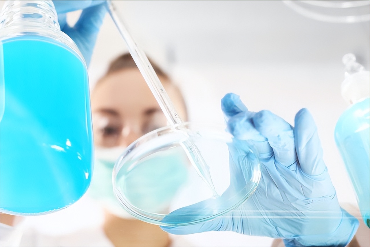 Analysis of the chemical constituents of the snake venom and the ...