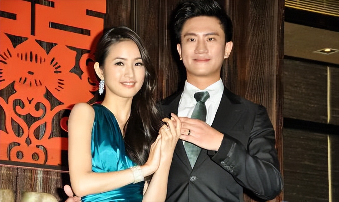 Lin Yichen appeared for the first time after the divorce turmoil and ...