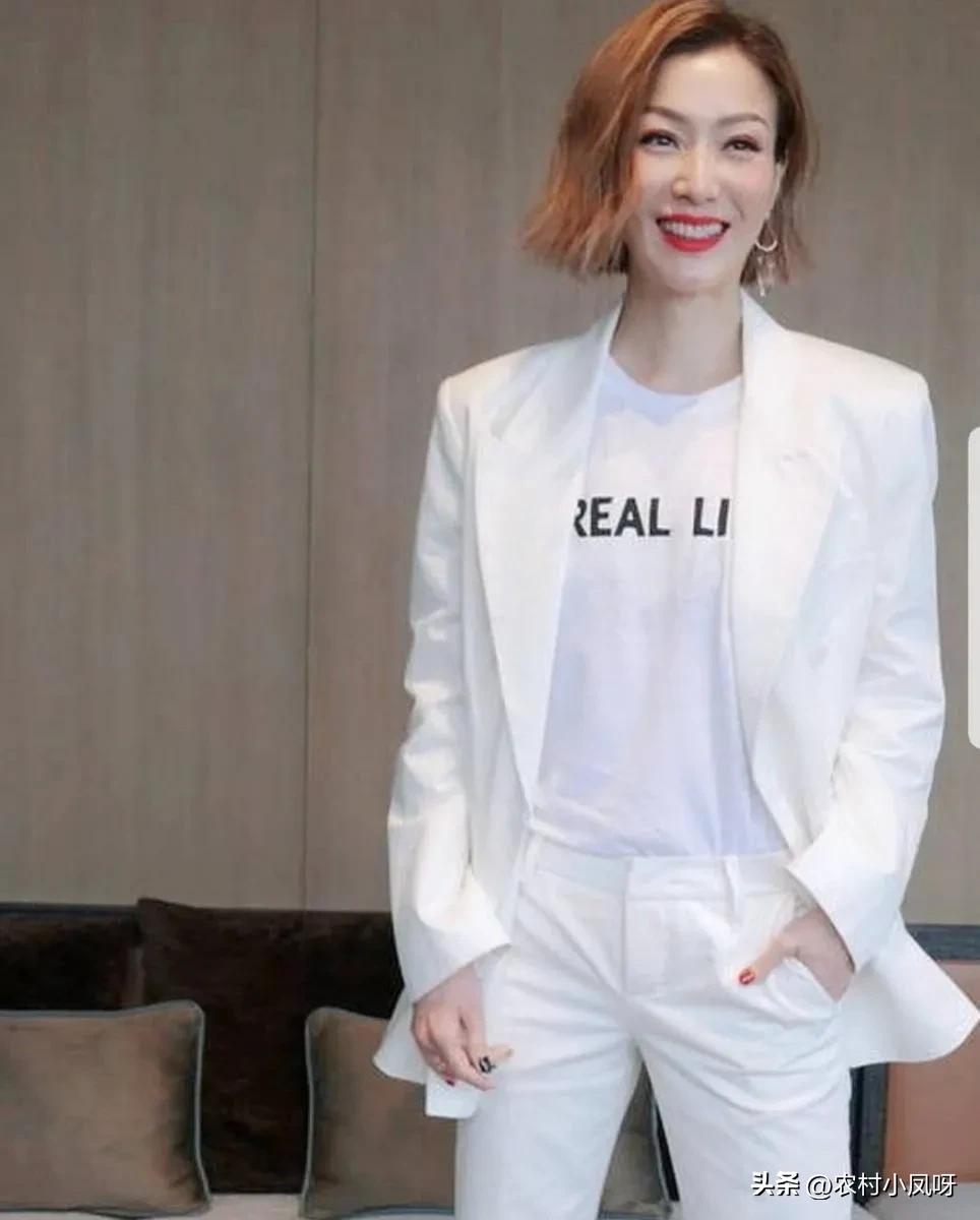 Hong Kong female singer, Sammi Cheng - iNEWS