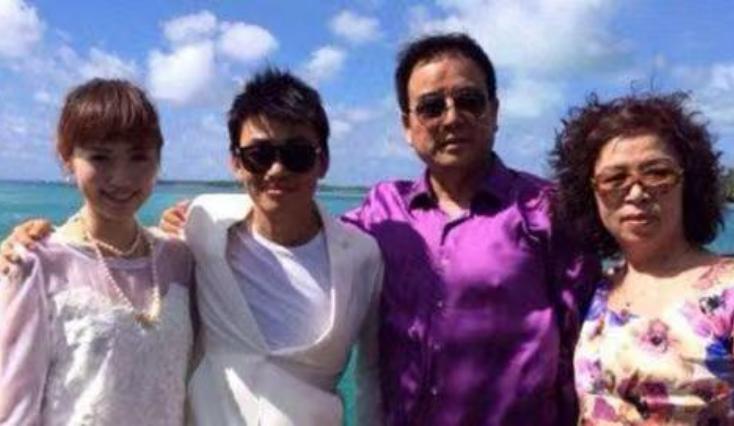 "Beautiful and charming wife" Ma Rong, who is so rich that she must ...