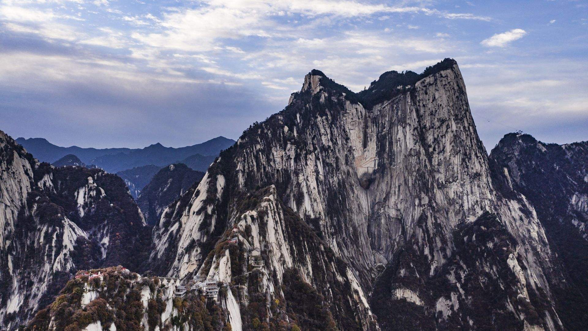 Top 10 Famous Mountains in China - iNEWS