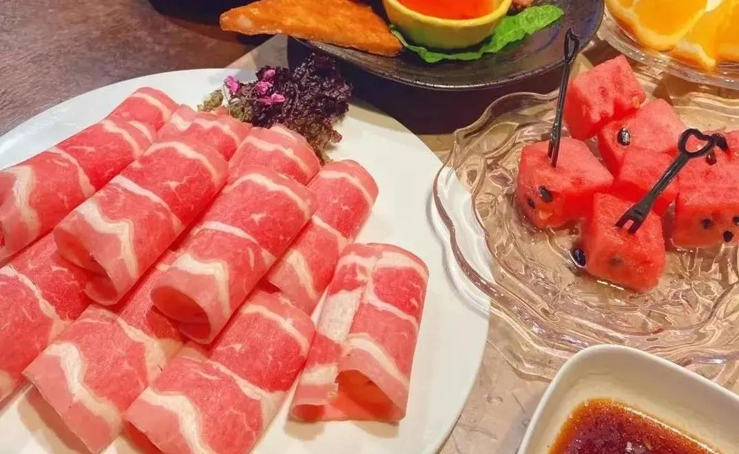 Do cows have "fat beef rolls" on them? - iNEWS