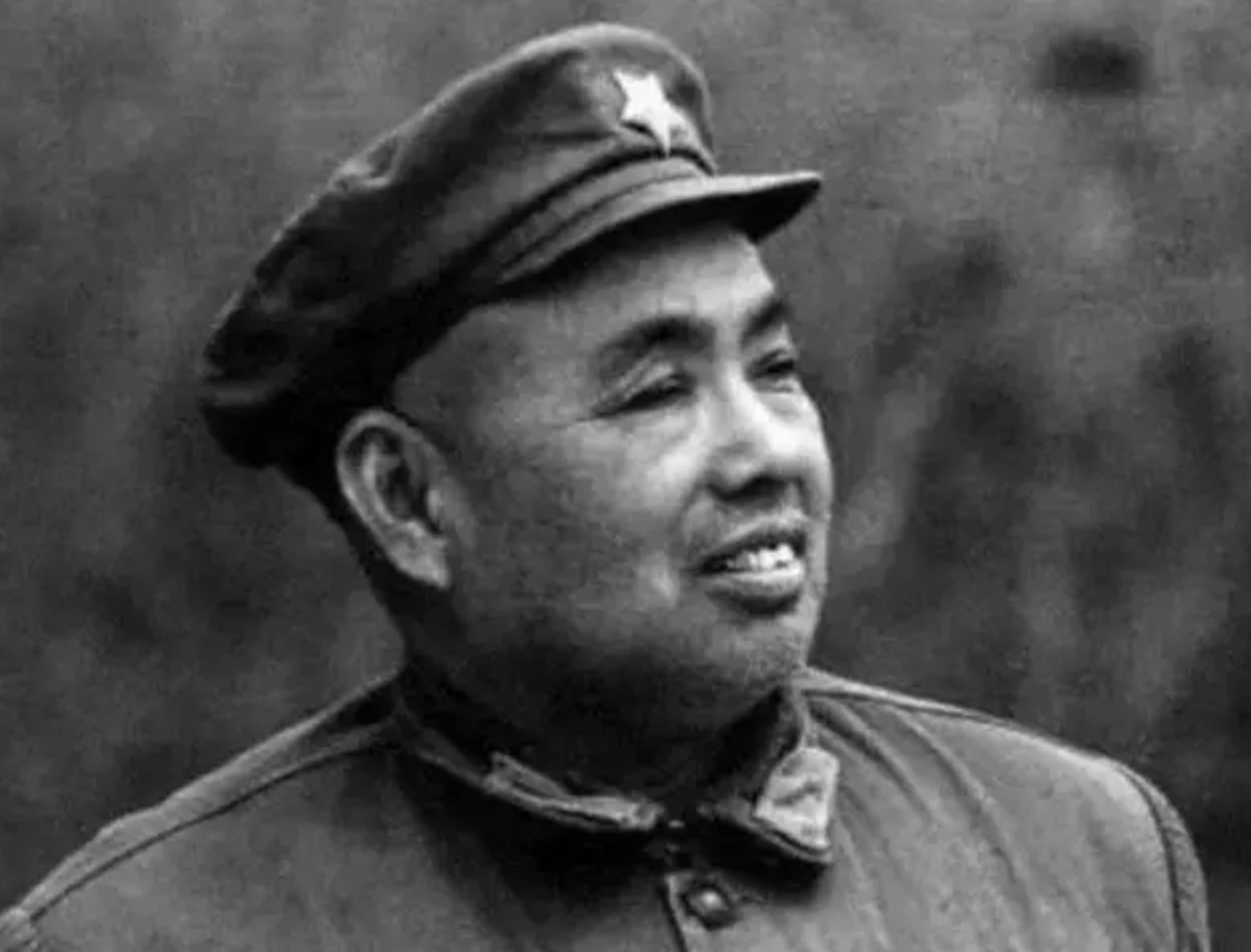 When Liu Bocheng arrived in Nanjing late at night, Xu Shiyou urgently ...