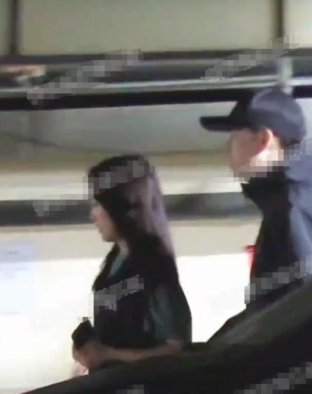 Hu Yanbin's "decentness" was completely exposed by Shuangzi after all - iNEWS