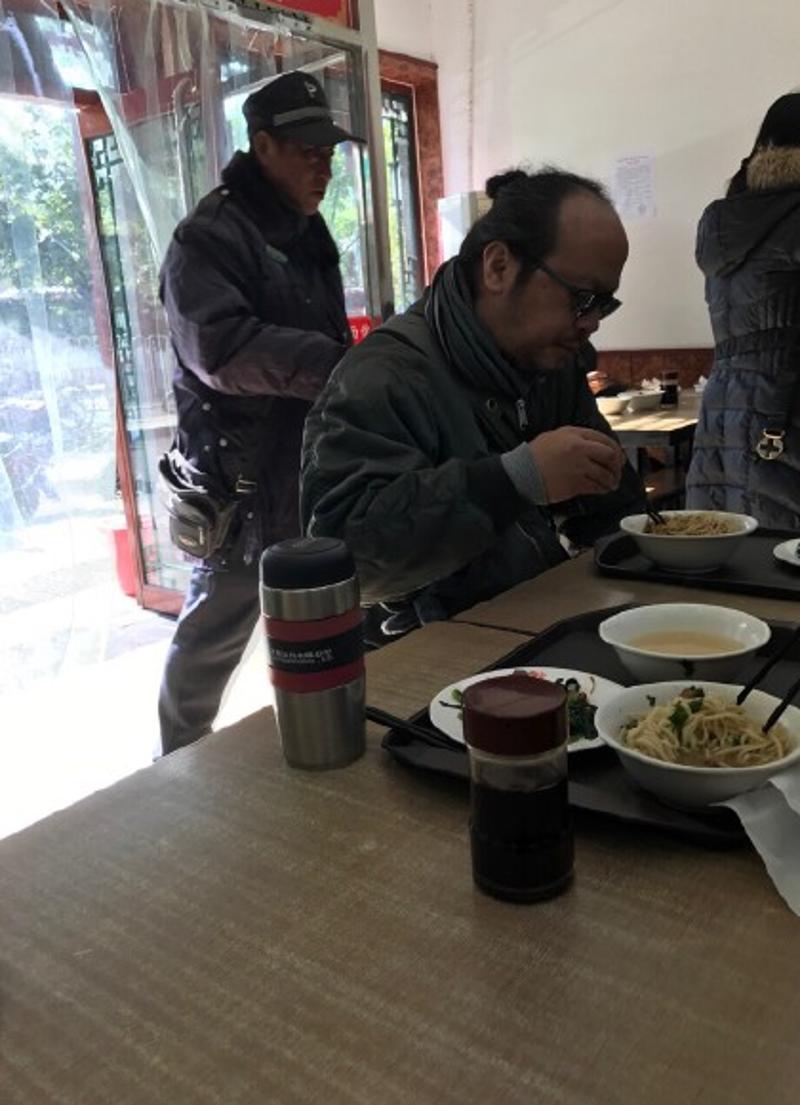 The status of Faye Wong's ex-husband Dou Wei is exposed! Open a small ...