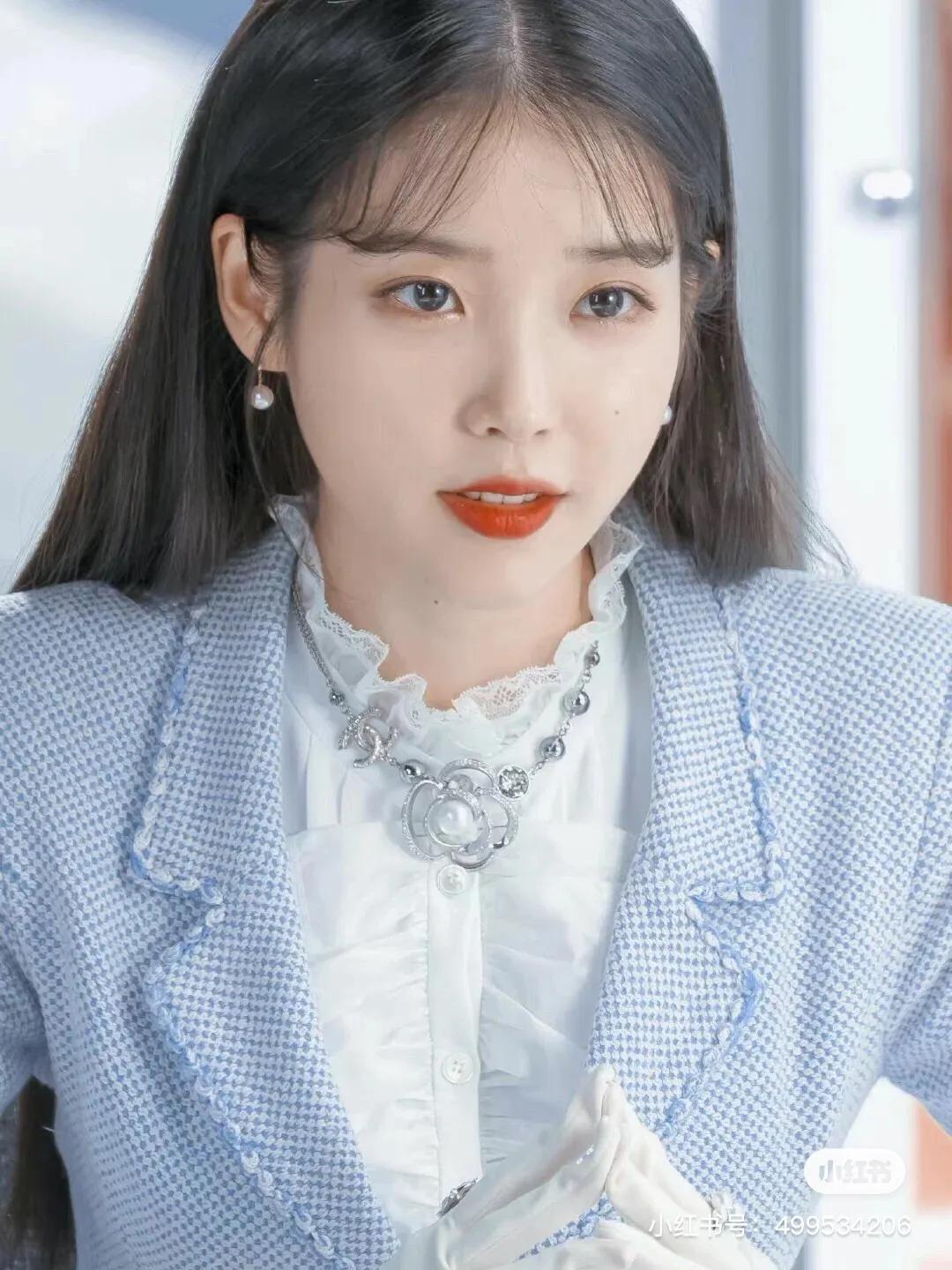 IU's stunning makeup - iNEWS