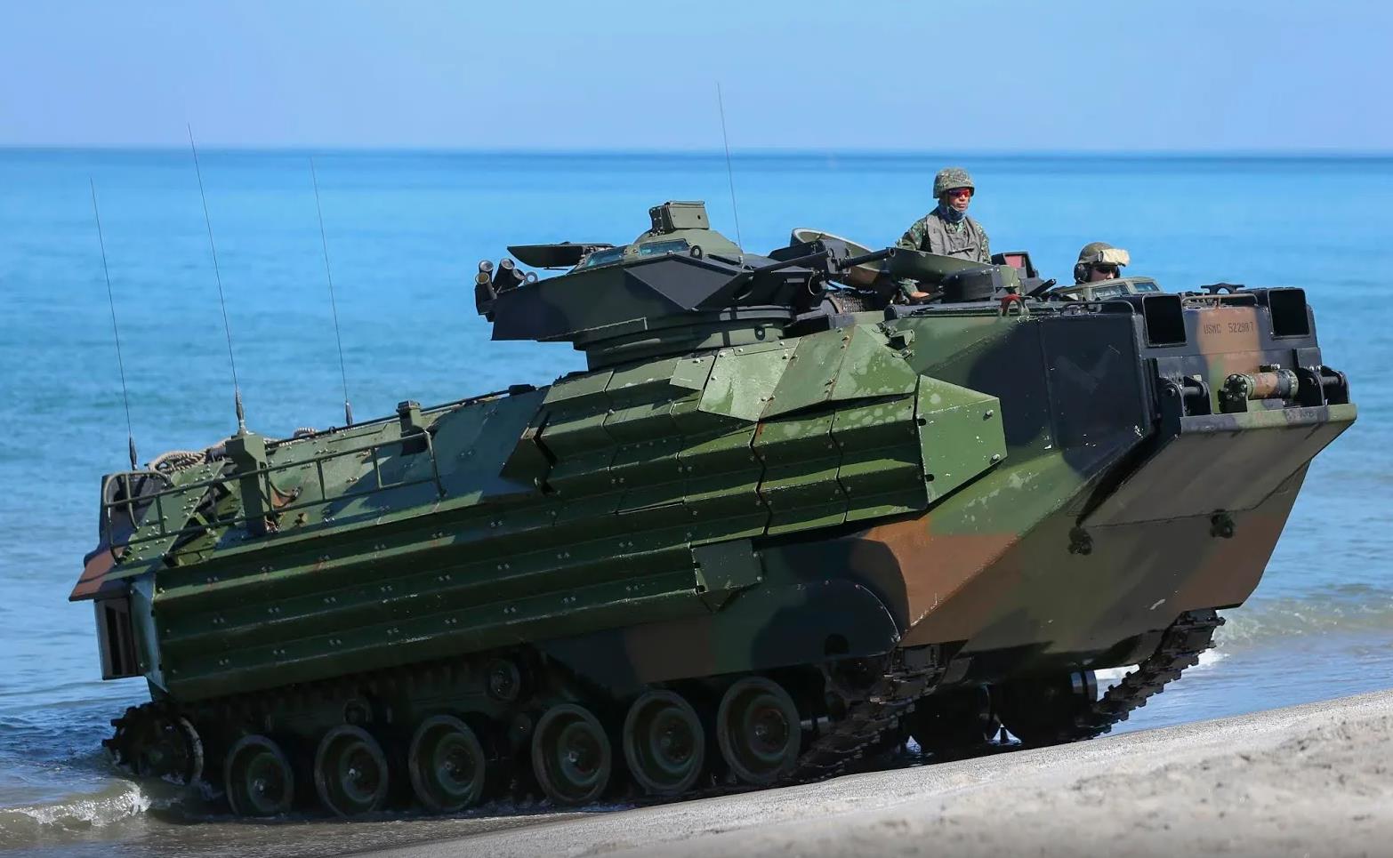 Battlefield Cleaner! U.S. Army AAVP7A1 CATFAE Minesweeper Vehicle ...