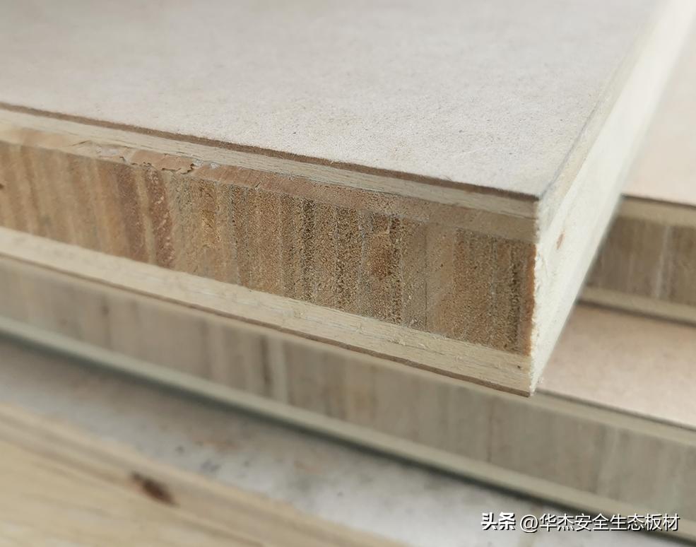 Is the custom furniture cabinet door easily deformed?by doing this you ...