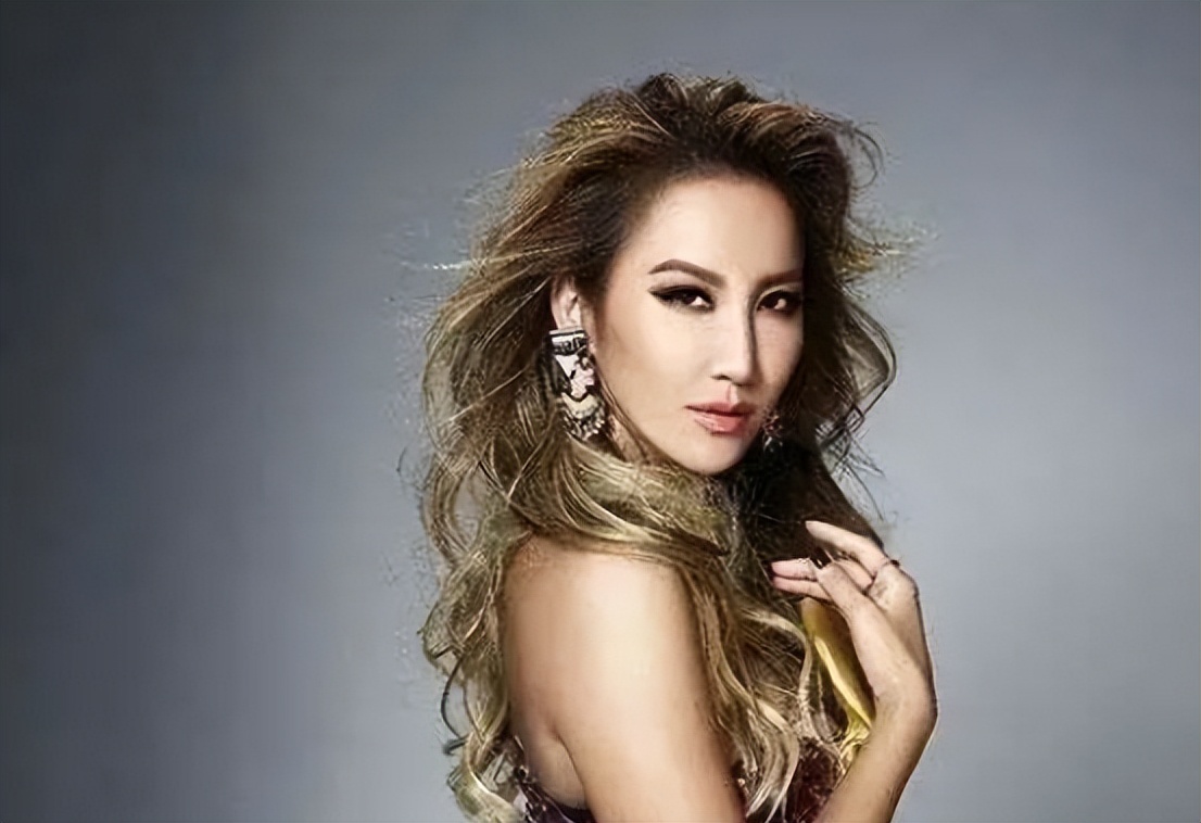 Zheng Xinyi fell into depression, and Coco Lee also died of depression ...