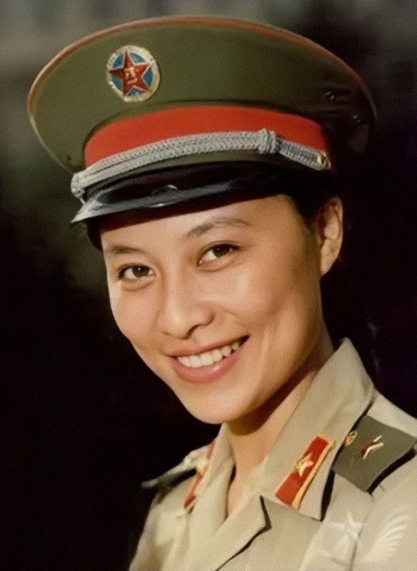 Actor Yue Hong: When she was young, she only cared about her career ...