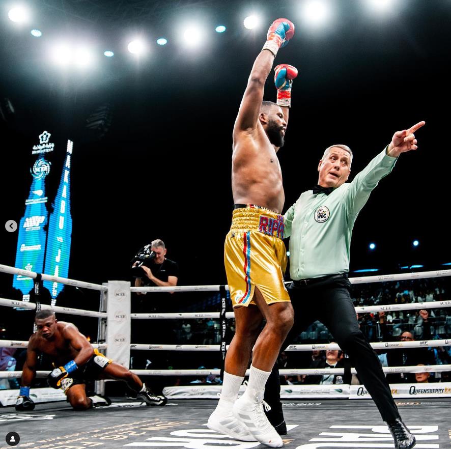 Want to be a level 5 boxing champion? Alvarez may rise two levels in ...