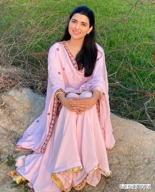 Bollywood actress and singer Nimrat Khaira looks stylish and trendy - iNEWS