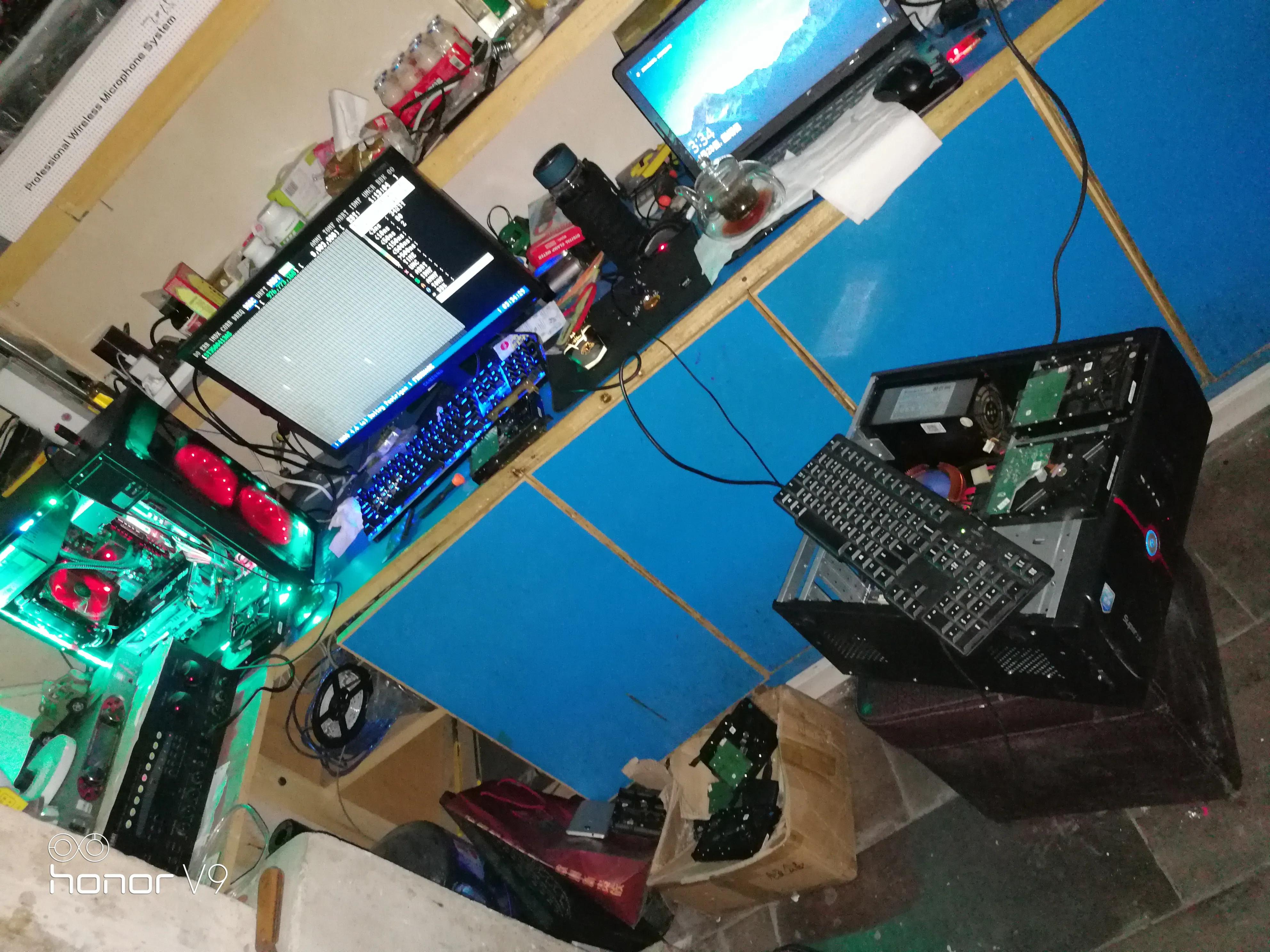 Said I don't have a few computers installed, come in and have a look ...
