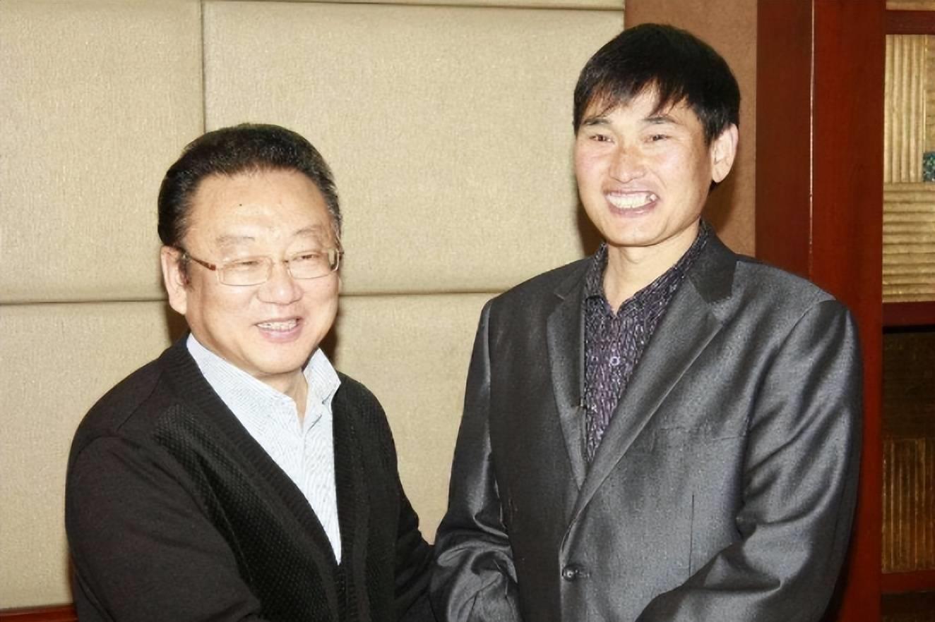 A Chinese guy supports his idol Jiang Dawei: He is a true Chinese and cannot be questioned! - iMedia