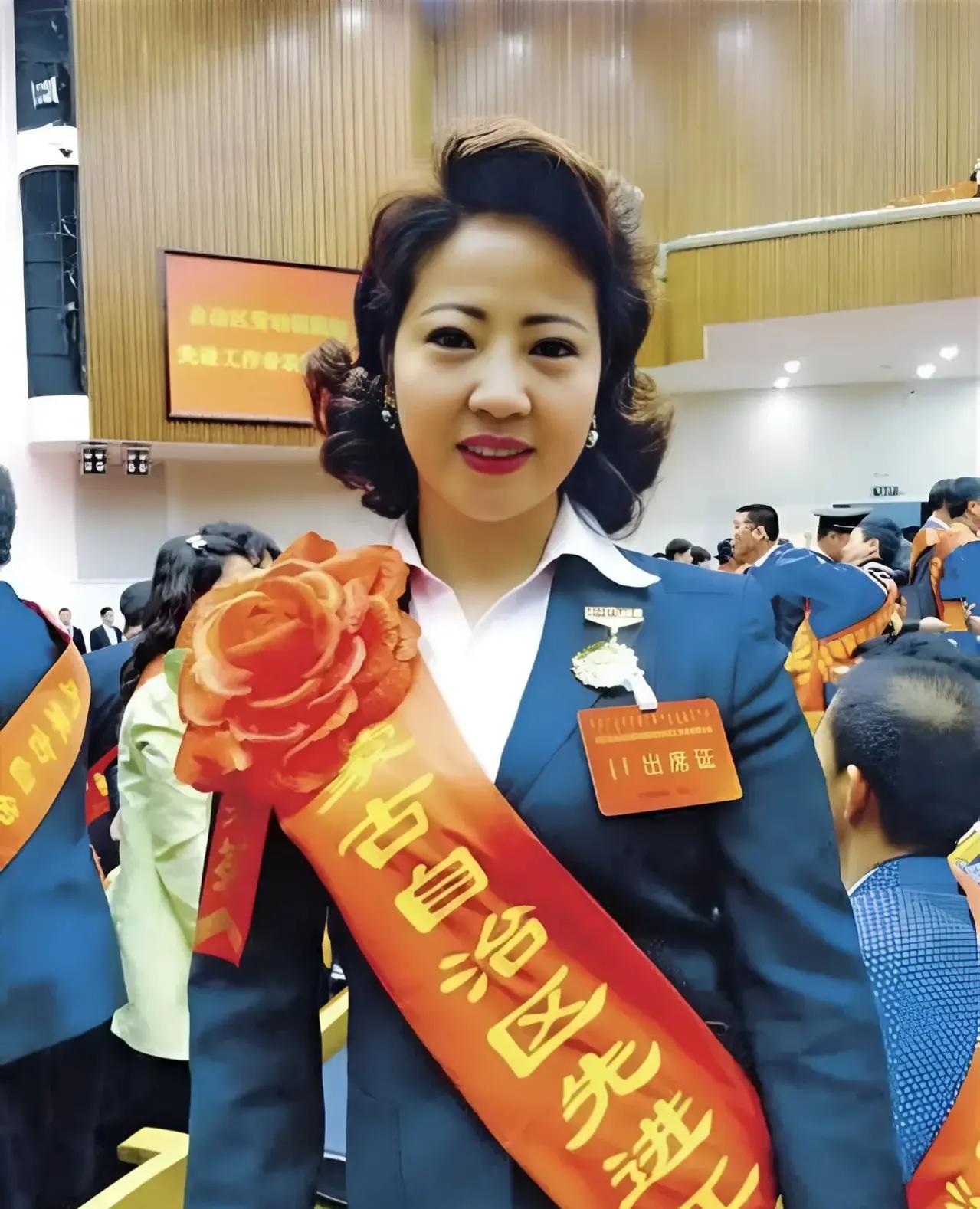 Before evaluating the female deputy director Li Shaoli as a person, you ...