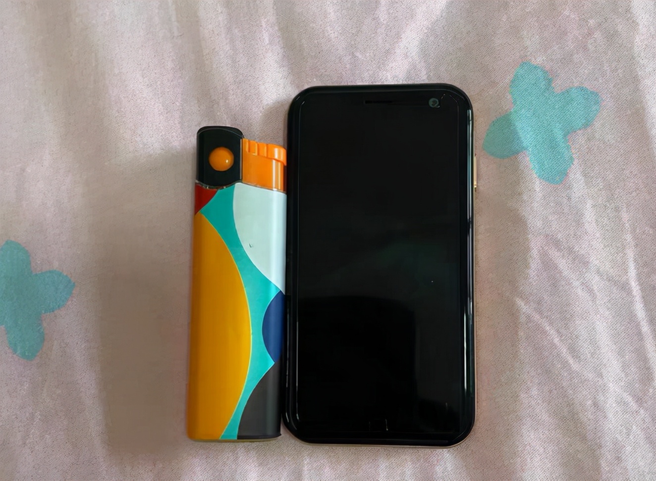 The four small-screen mobile phones with the best reputation at present ...