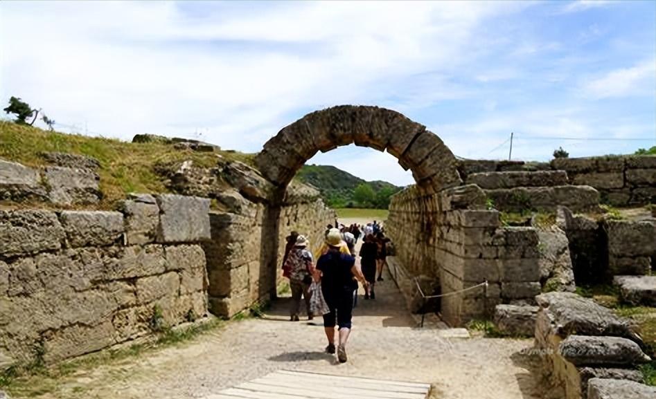 Explore the legacy of the Moche civilization to Andean culture and art ...