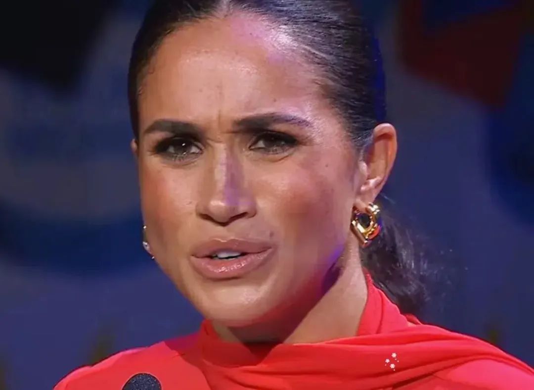 Brothers fight against the wall! Meghan insisted on signing the ...