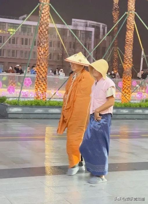 Wang Baoqiang premiered Duan Yu, and Nazha was in the same frame with a ...