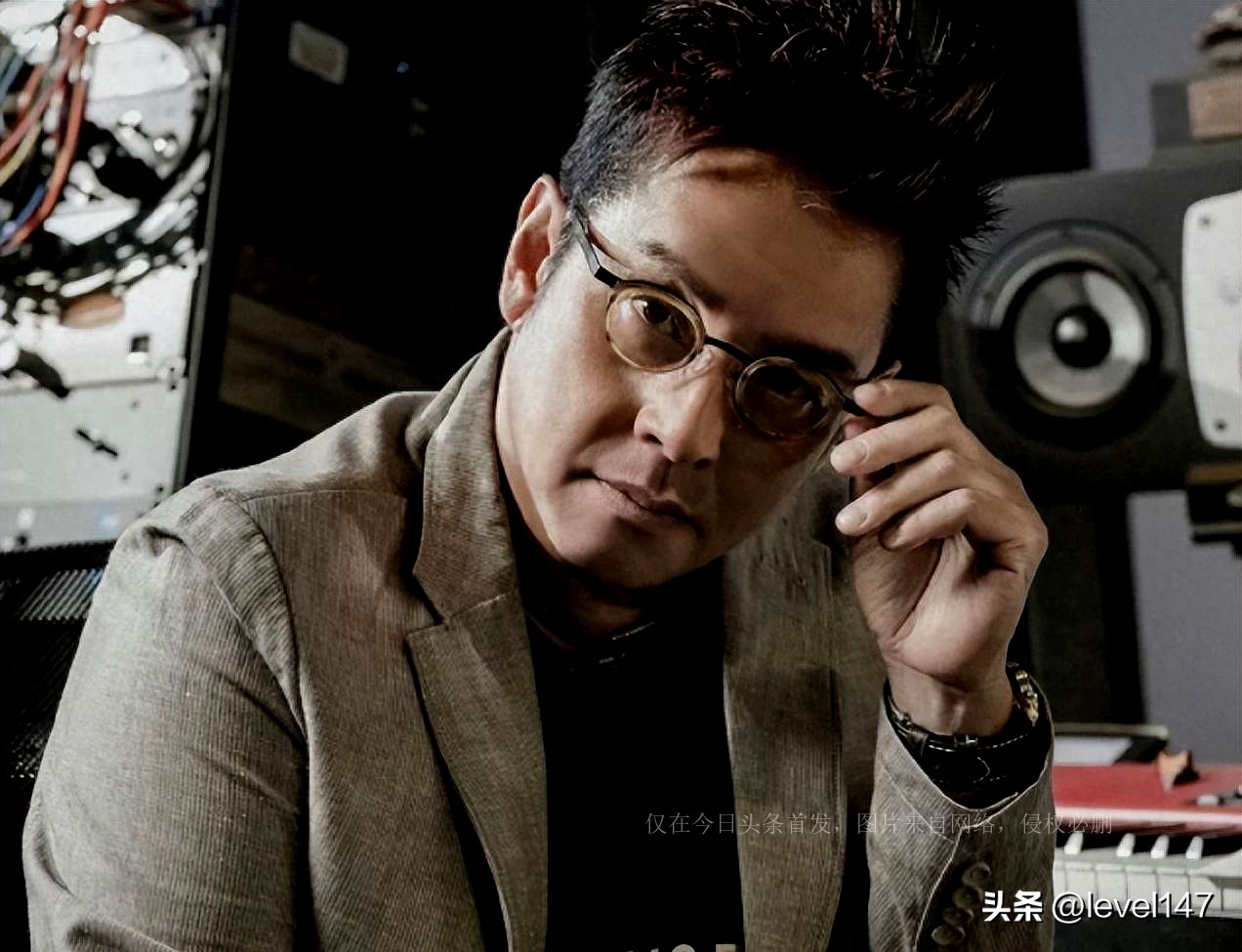 72-year-old Alan Tam posted fitness photos. He was sweating, his ...