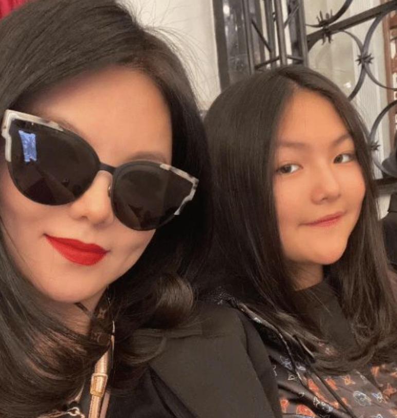 Li Xiang is seriously eccentric. On Mother's Day, only Wang Shiling was ...