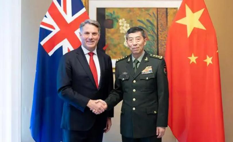 America is uncharacteristically! The attitude towards China has changed ...