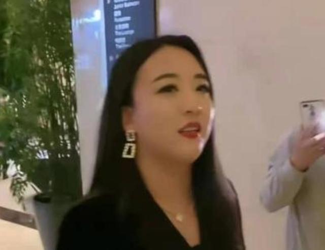 Zhang Kaifeng, who was asked by Ma Hongtao to be a makeup remover for ...