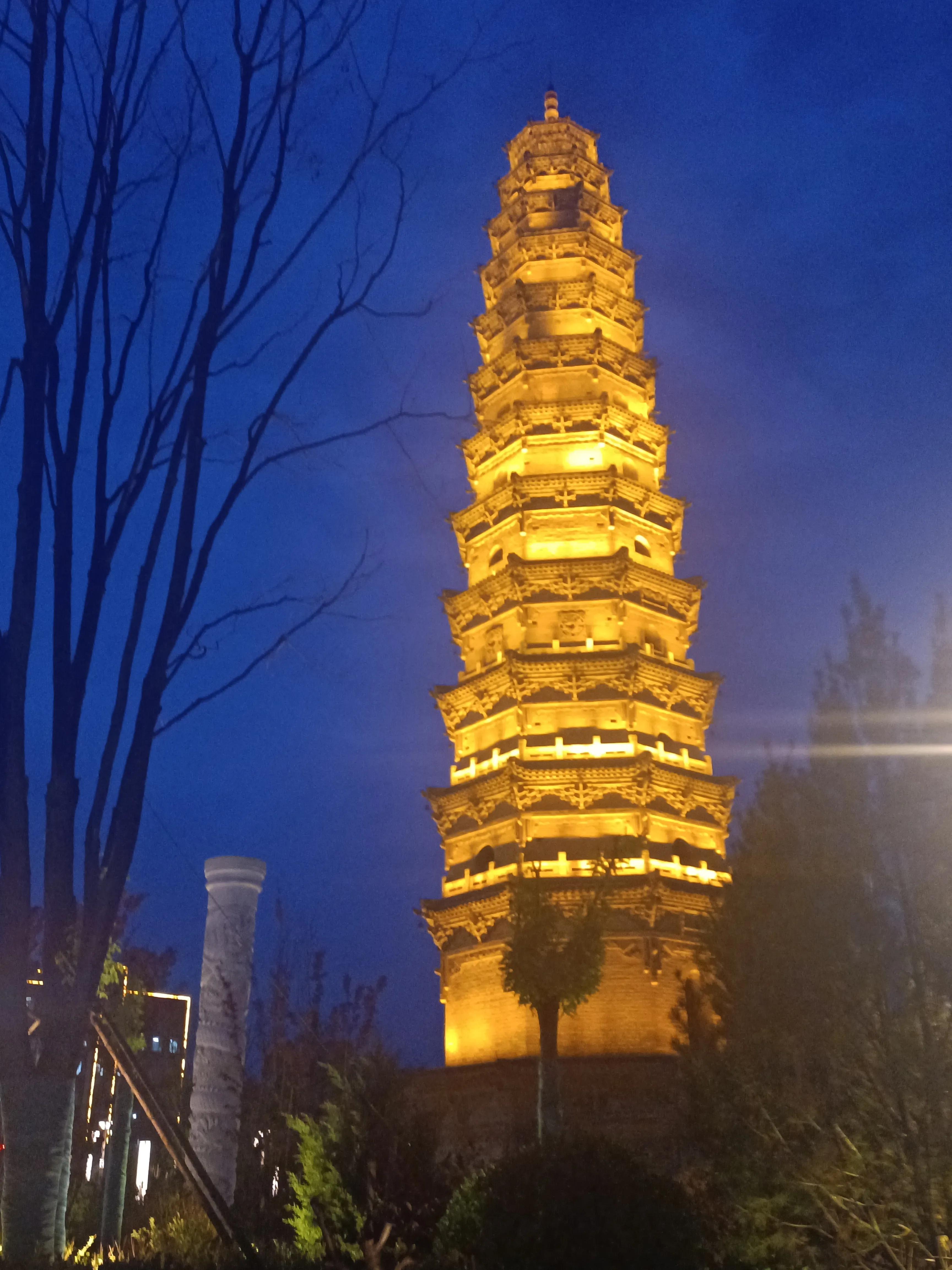 Qing Dynasty Thousand Buddha Pagoda in Wuxiang - iMedia