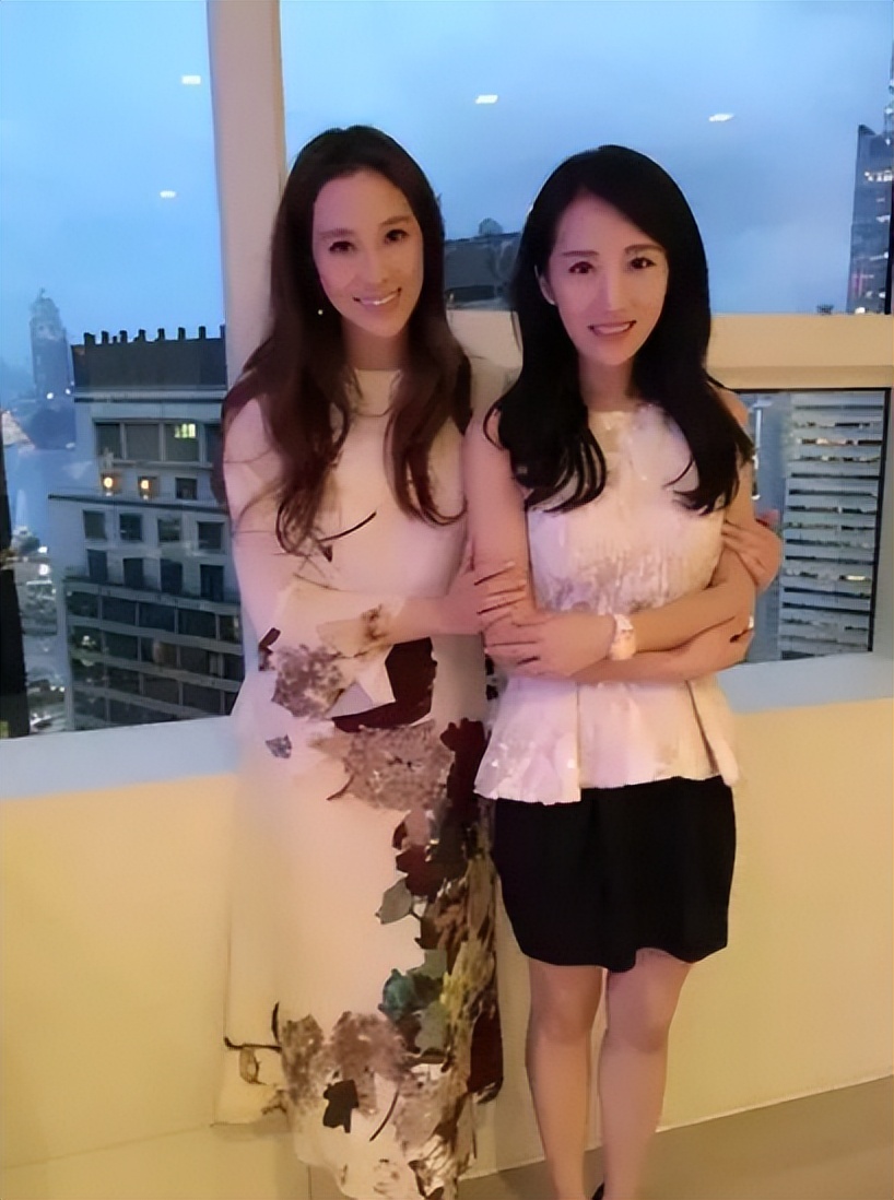 Li Nian is in the same frame as Xu Ziqi, and finally sees how big the ...