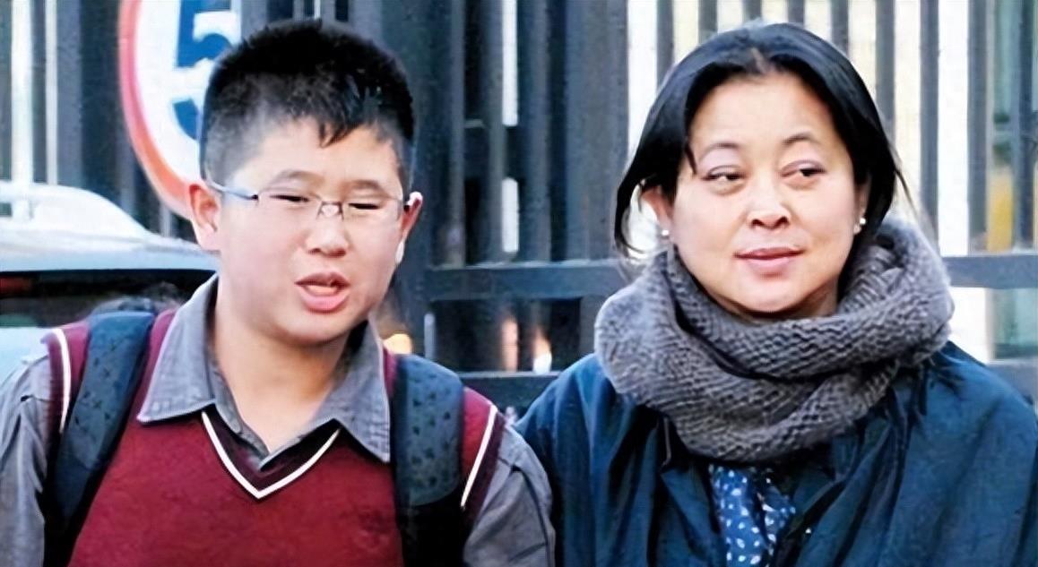 17 years after the divorce, looking back at the respective situations ...