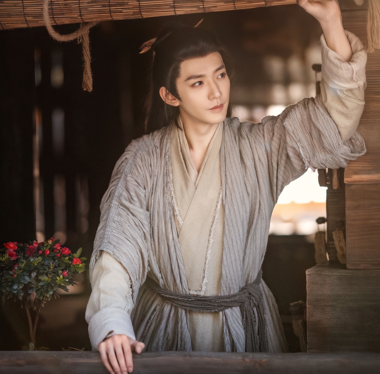 "Long Lovesickness" film and television drama introduction, starring Yang Zi, Zhang Wanyi, Deng ...