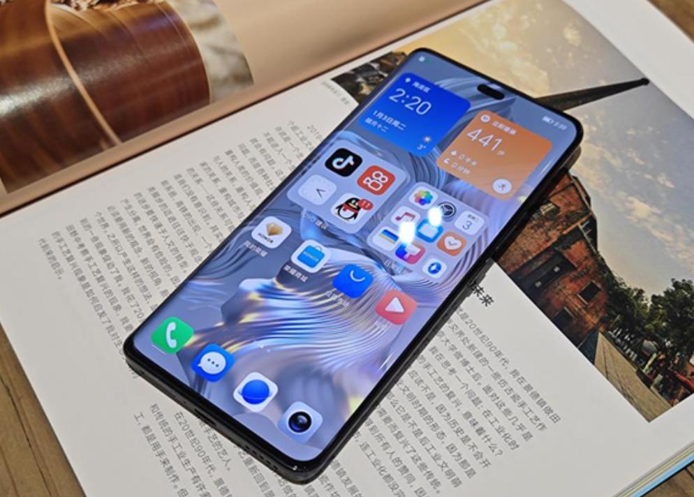 4 mobile phones with outstanding reputation in 2023, both Honor and ...