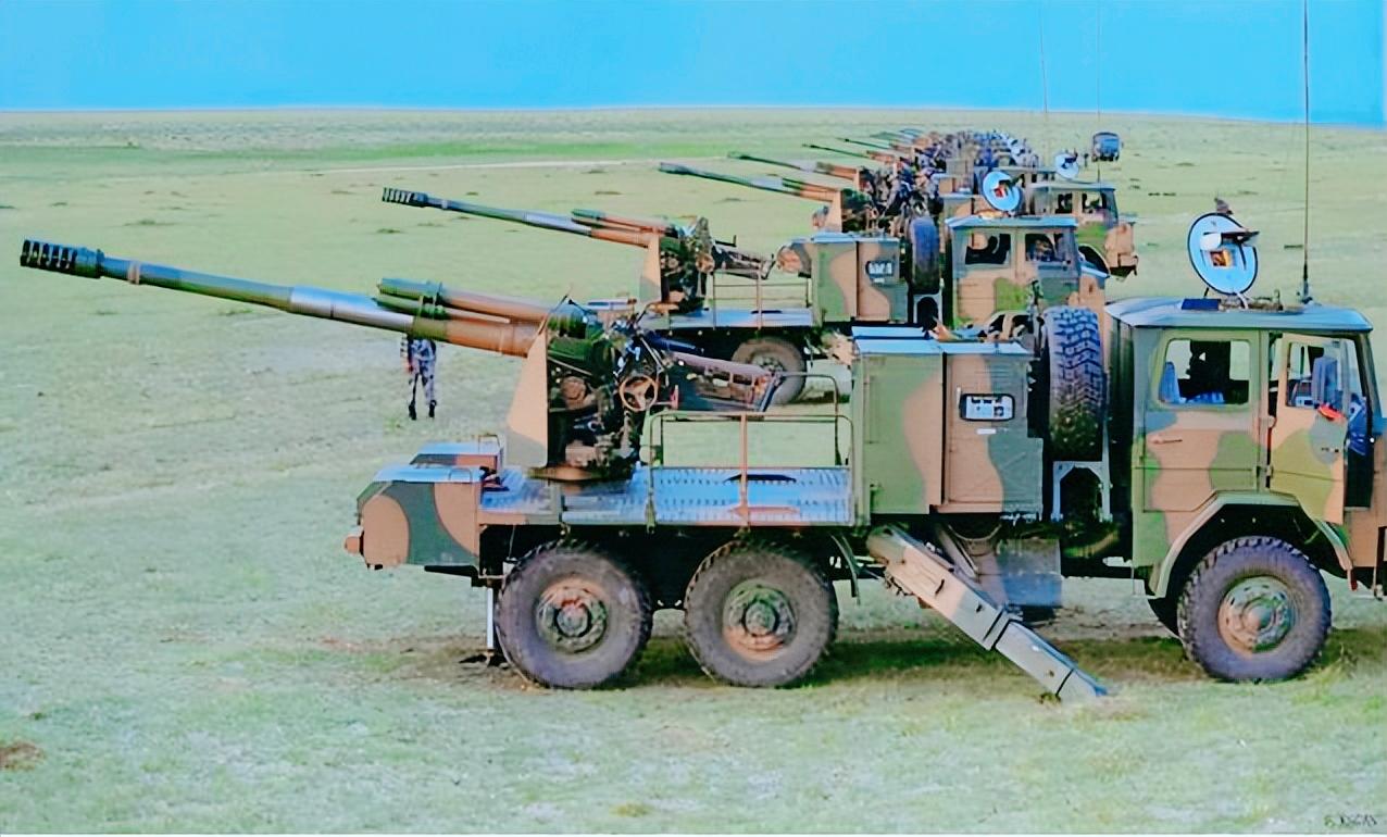 China's PCL181 vehicle-mounted grenade has a range of 120 kilometers ...
