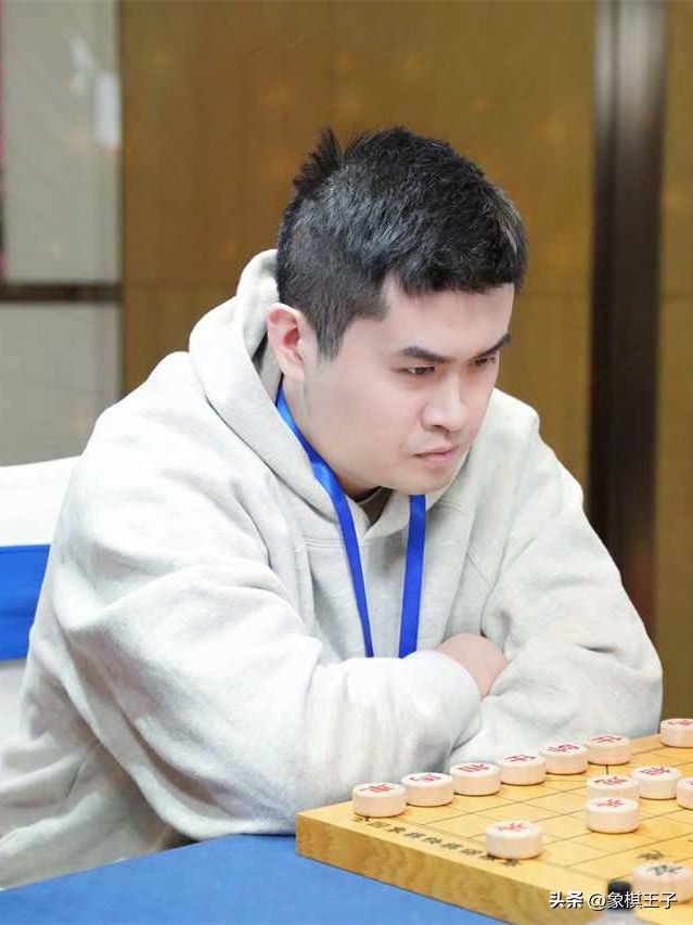 In the 6 rounds of the rapid chess game, Wang Tianyi took the first ...