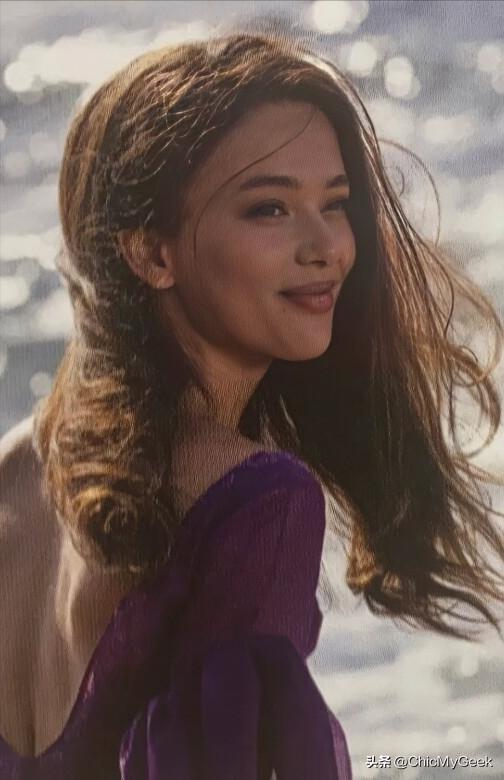 Young Angelina Jolie! "The Little Mermaid" Ursula's beauty became ...