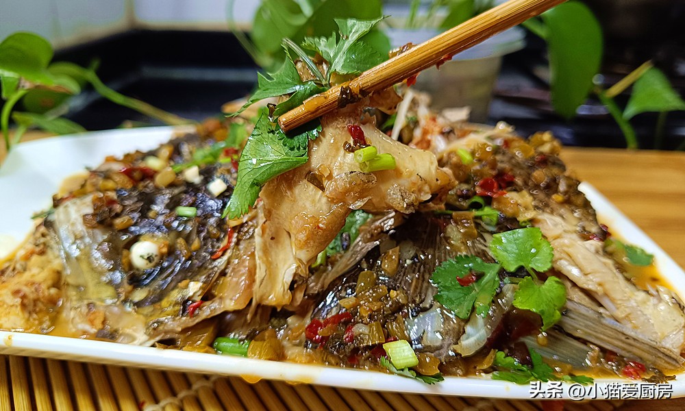 Have you tried Sichuan pickled fish head, which is better than chopped ...
