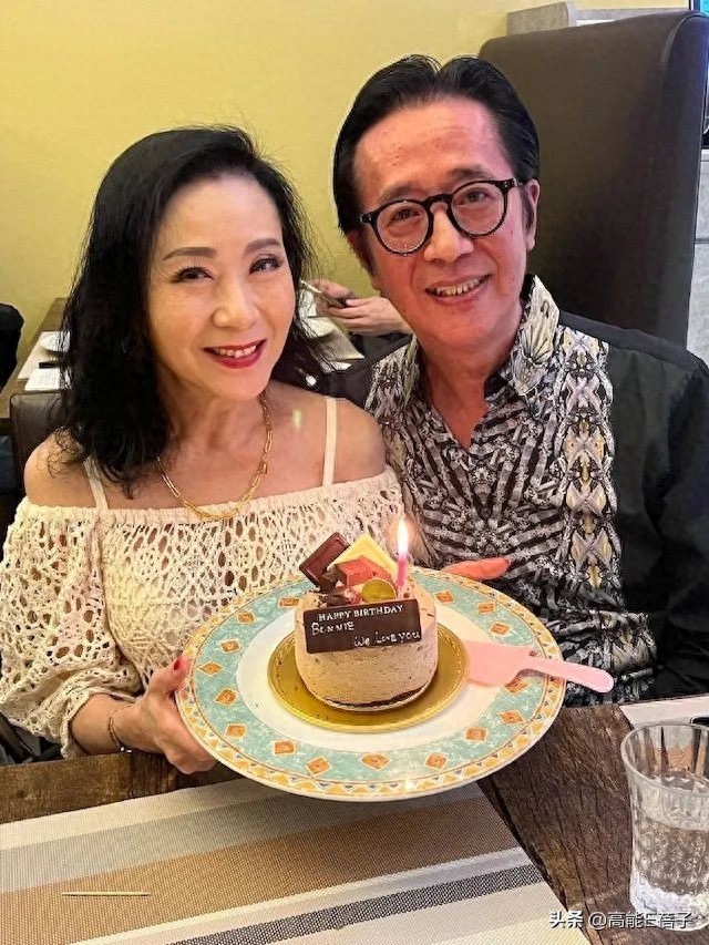 64-year-old "Huang Rong" Wei Qiuhua is looking for true love in her ...