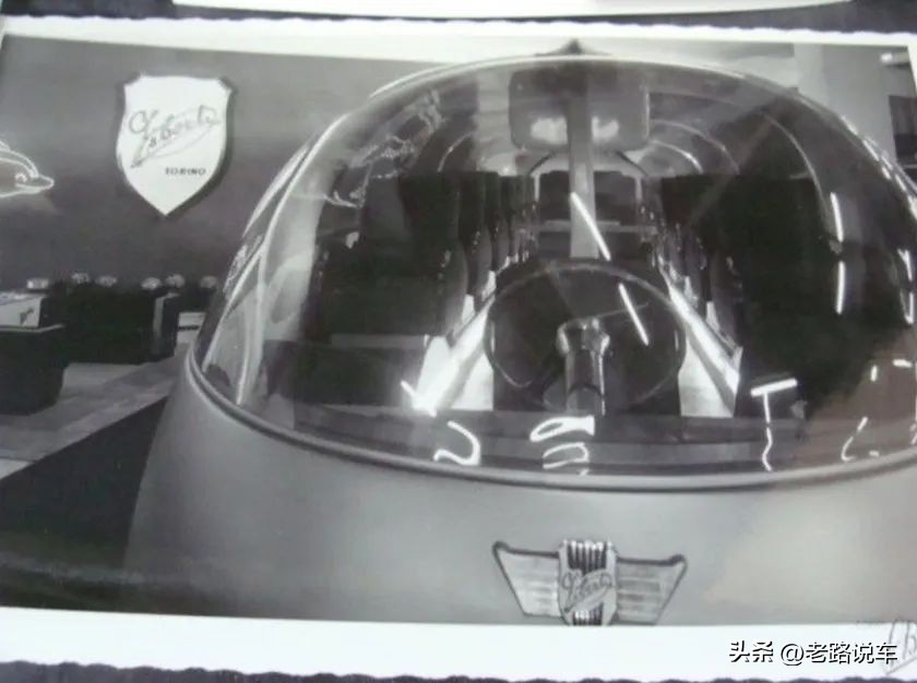 The Viberti golden dolphin bus turned out to be an Italian concept car ...