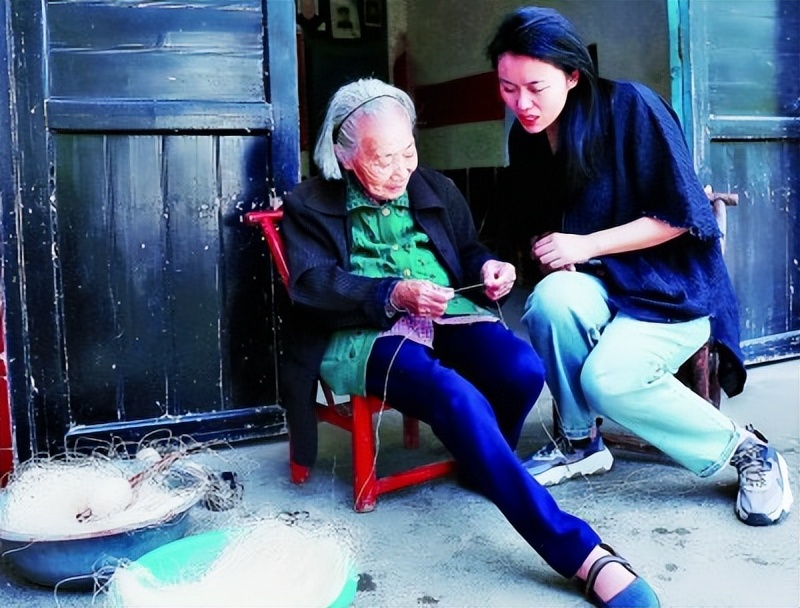 Young people who rejuvenate the intangible cultural heritage: the "old ...