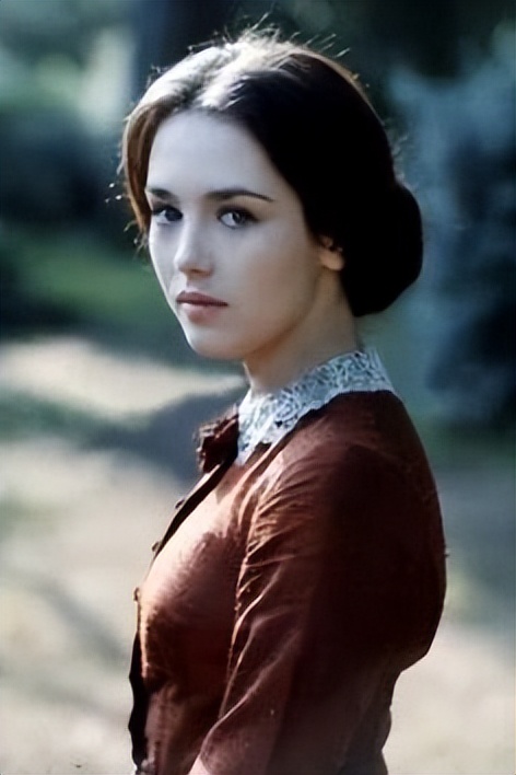 Isabelle Adjani: Along with the No. 1 beauty in France is her superb ...