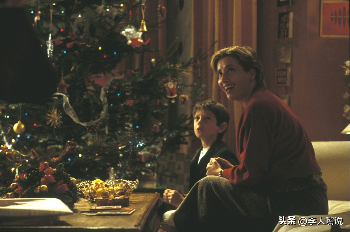 The Parallel Narrative and Multi-line Plot of the Movie "Love Actually ...