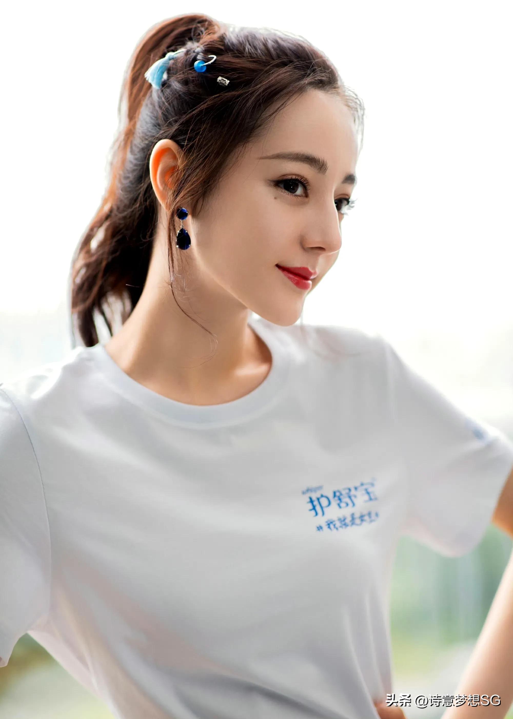 Beautiful picture sharing︳Reba is cute today, so youthful, so eye ...