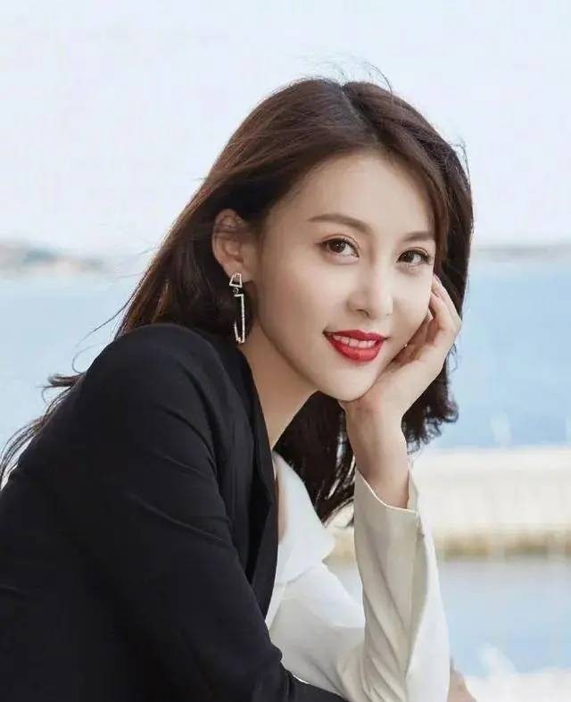 38-year-old Jia Qing finally paid the price for her "romanticism" - iNEWS