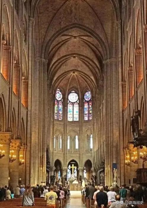 The Gothic architectural style and religious symbolism of Saint-Denis ...