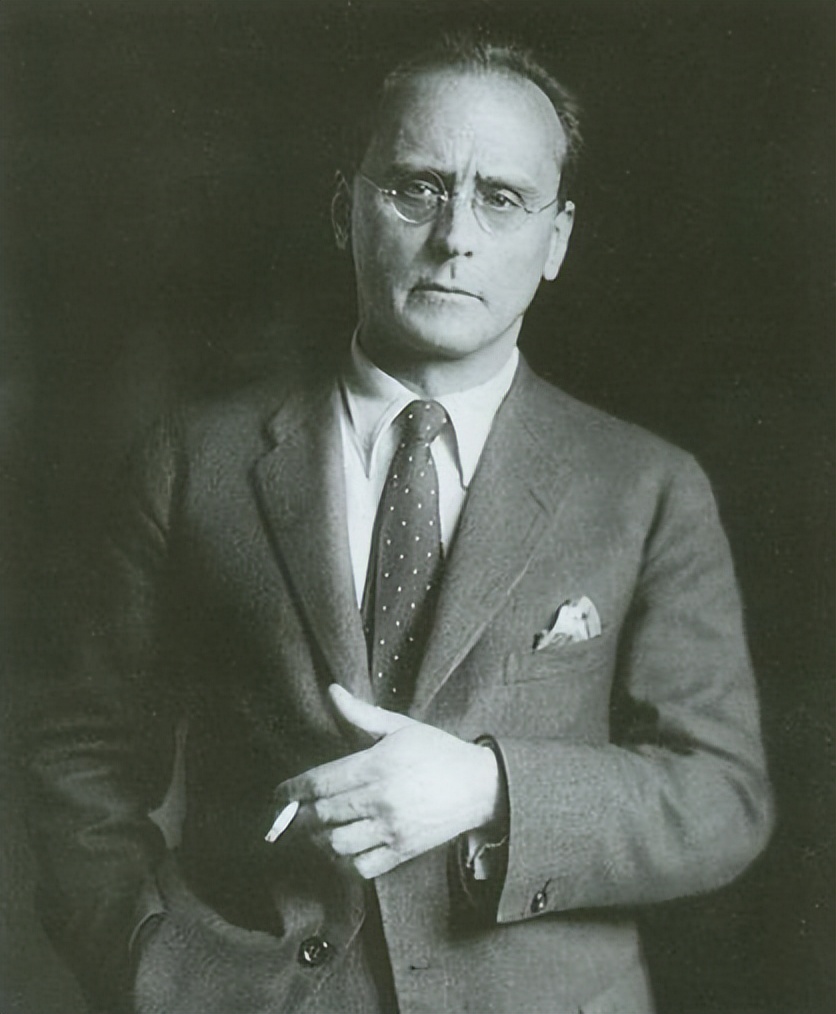 Analysis of the twelve-tone sequence technique in Webern's "Three Songs ...