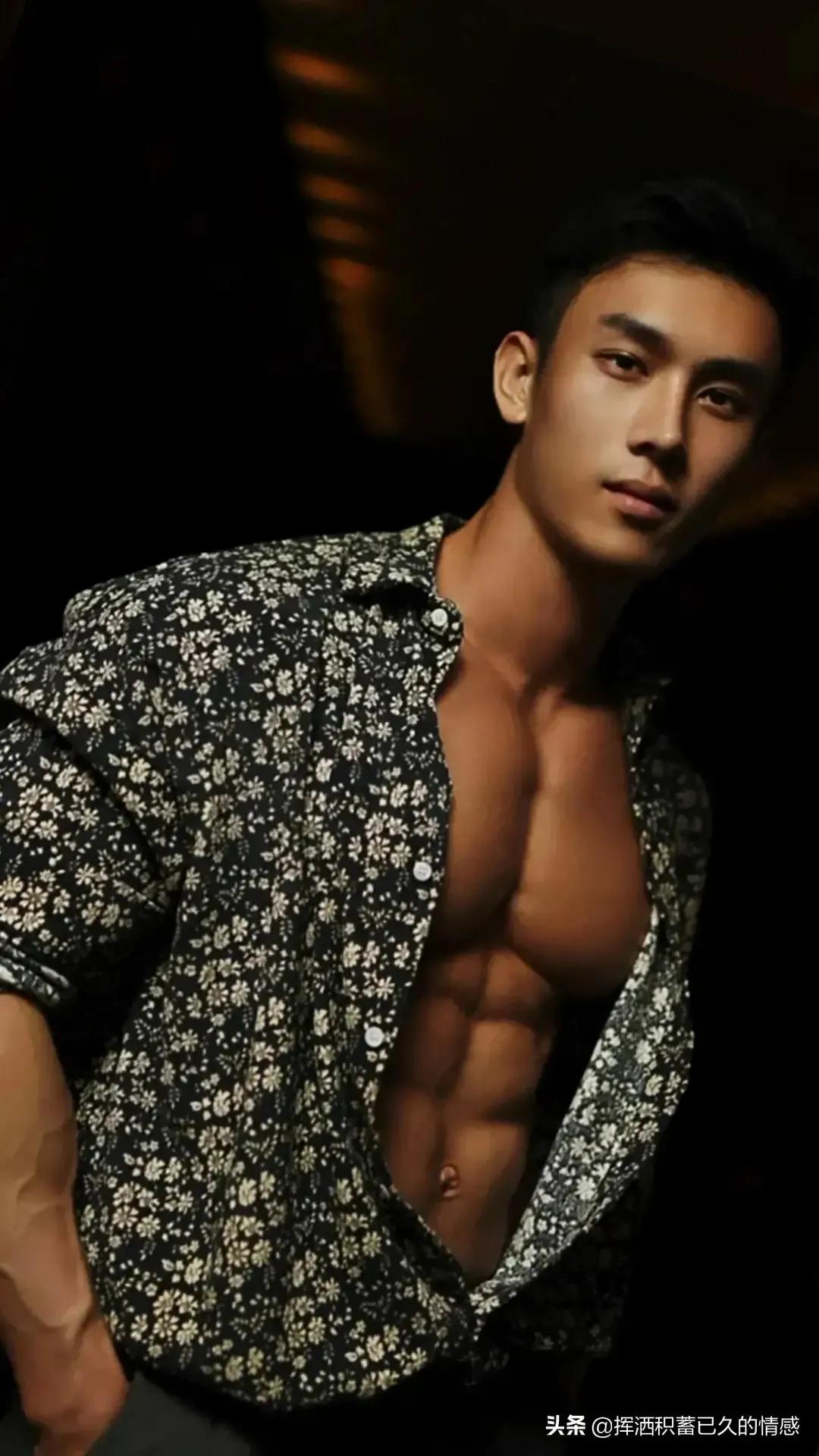 Lu Heng, sunny and handsome fitness boy - iNEWS